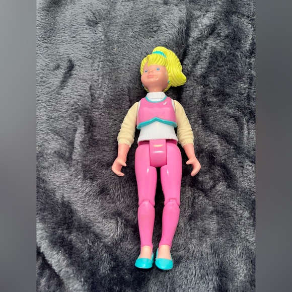 Fisher-Price | Toys | Vintage 994 Fisher Price Loving Family Dollhouse Teenager Sister Daughter ...